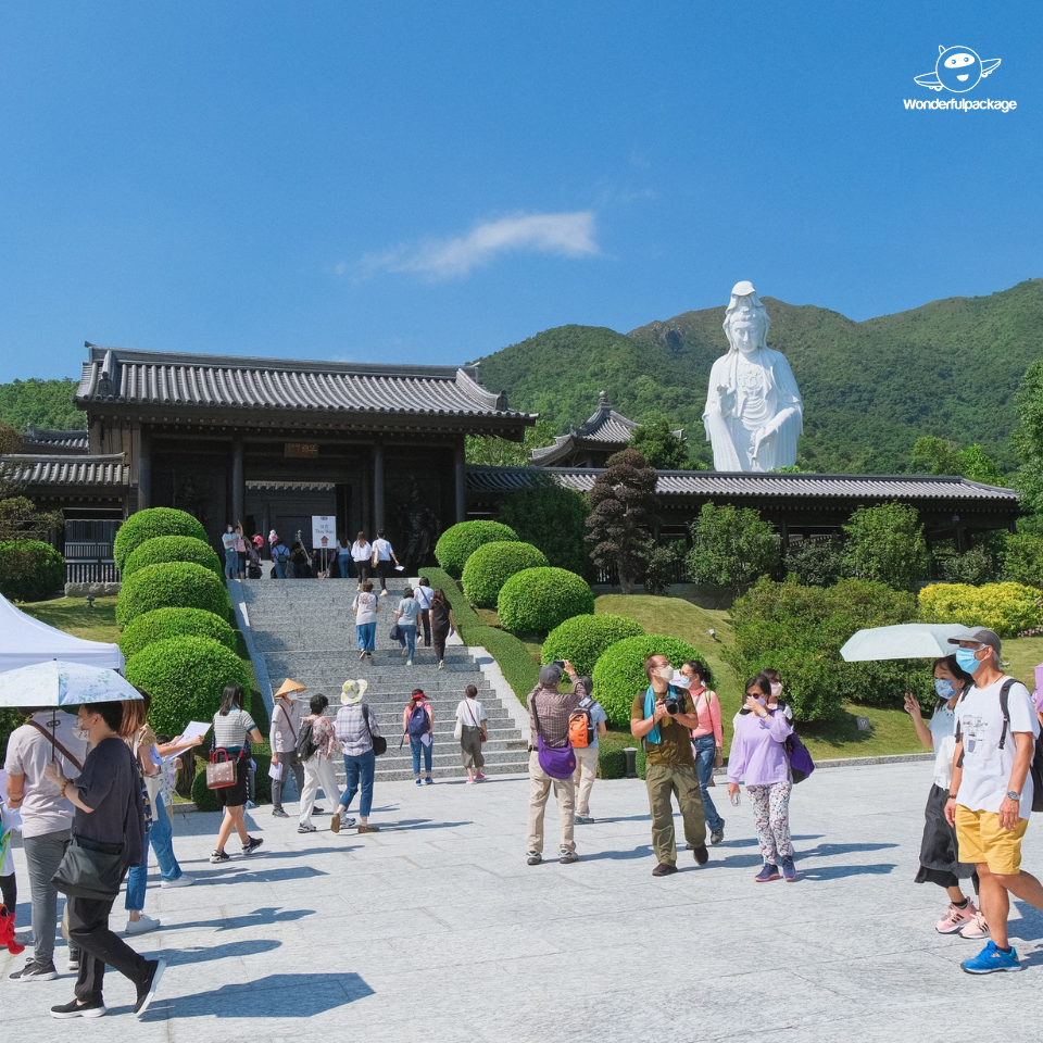 เที่ยวฮ่องกง ชมวัดชีซ่าน (Tsz Shan Monastery)