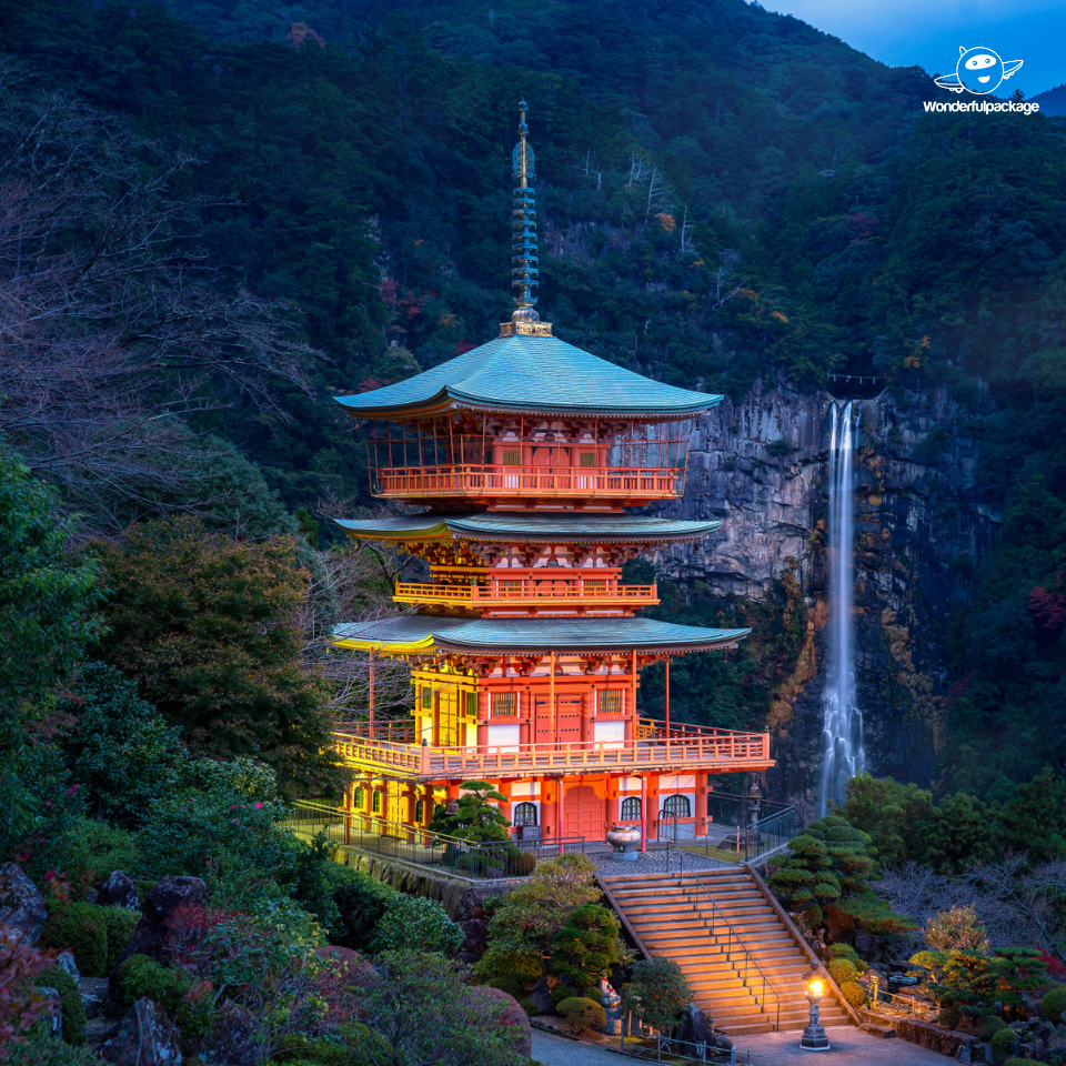 น้ำตกศักดิ์สิทธิ์ของญี่ปุ่น น้ำตกนาชิ (Nachi Fall)