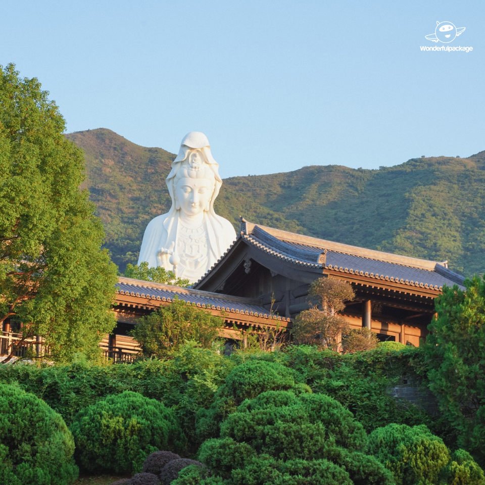 เที่ยวฮ่องกง ชมวัดชีซ่าน (Tsz Shan Monastery)
